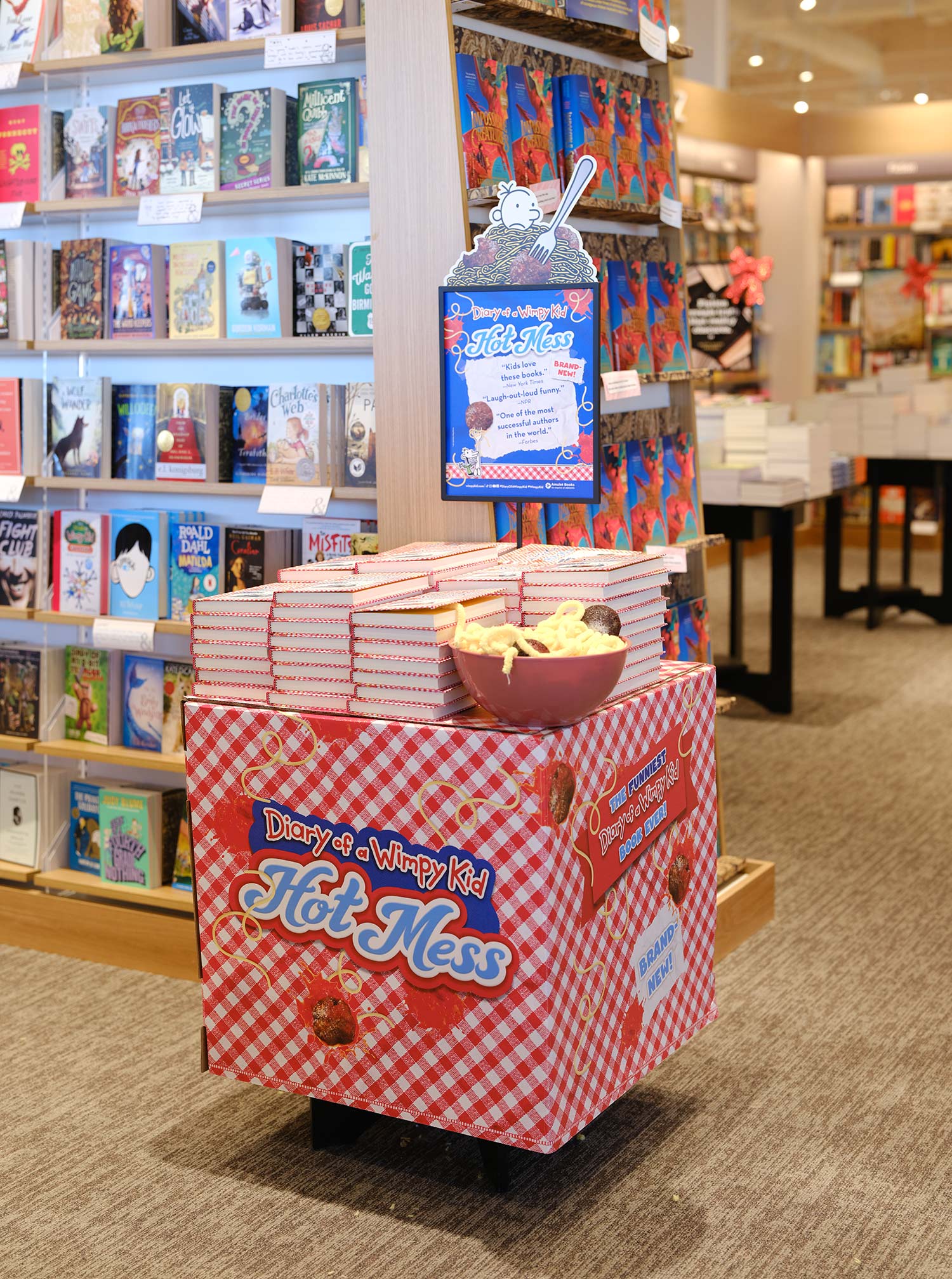 10 Mistakes When Building a Point of Purchase Display - Medallion Retail